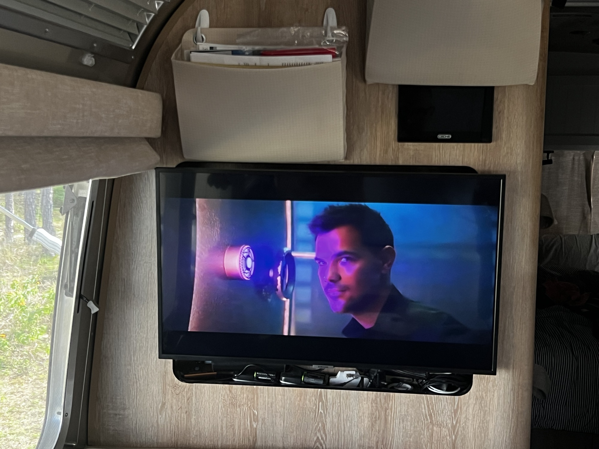 Samsung 4k OLED TV – Nomad Nexus